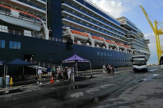 Cruiseship Trip from TIEN SA or CHAN MAY Port to GOLDEN BRIDGE & DA NANG City - Frequently Asked Questions