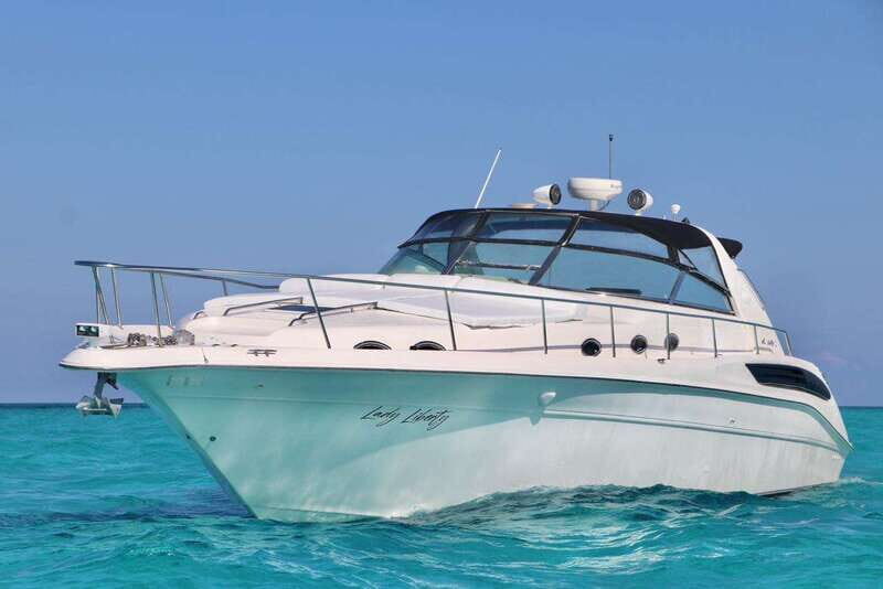 Cruising paradise in a luxury yacht in Cancun - Key Points