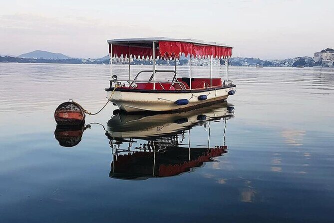 Crystal Gallery & Lake Pichola - Udaipur - Authentic Experiences and Hidden Gems