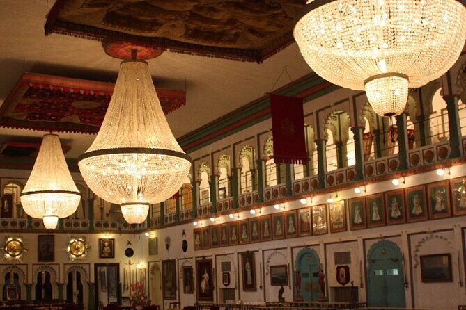 Crystal Gallery Visit at Udaipur Palace with Lunch - What You Can Expect from the Tour