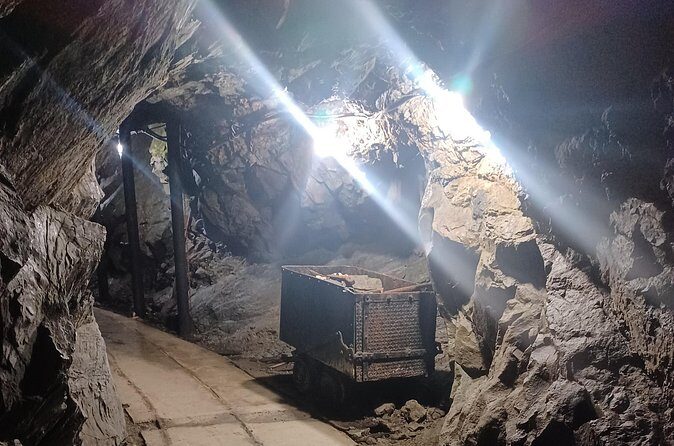 Crystal Gold Mine Tour Family Rate - FAQ