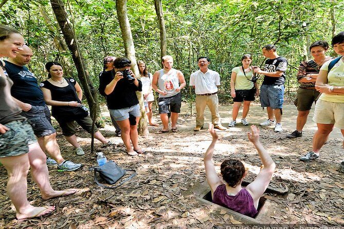 Cu Chi Tunnels and Mekong Delta Full Day - Lunch and Transition: Local Flavors