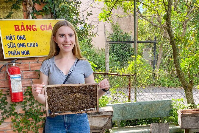 Cu Chi Tunnels and Mekong Delta - Private Tour - Cultural Encounters: Local Crafts, Honey, and Traditional Music