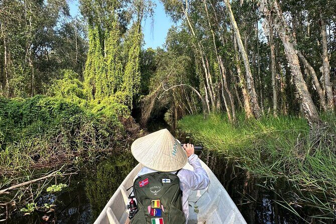 Cu Chi Tunnels and Tan Lap Floating Village Day Tour - Exploring the Cu Chi Tunnels