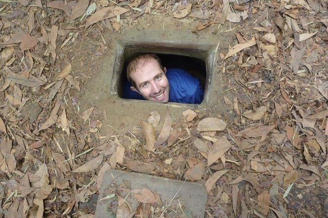 Cu Chi Tunnels half day luxury group tour depart from Sai Gon - Exploring the Tunnels