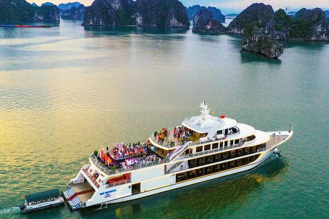 Cuc Phuong National Park Adventure: Trekking with Local Guide - Frequently Asked Questions