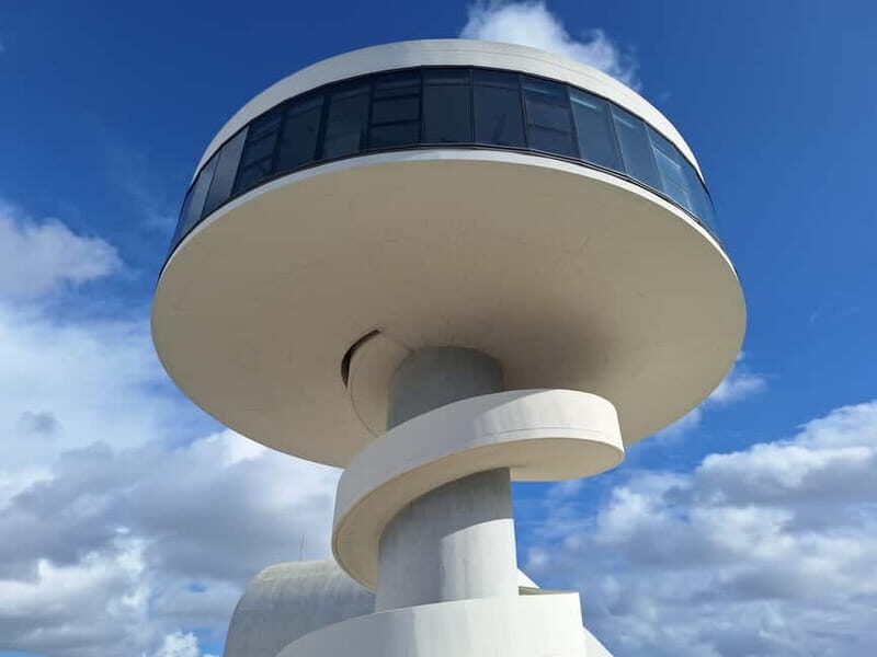 Cudillero, Aviles and Faro de Cabo Peñas tour from Oviedo - Who Is This Tour Best For?
