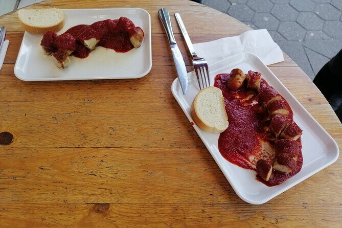 Culinary bike tour in Hamburg in German - Key Points