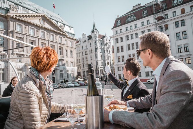 Culinary Sightseeing Tour in an Electro Vintage Car incl. 3-Course Menu - Key Points