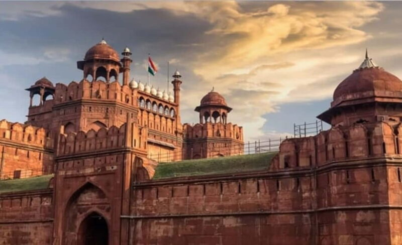 Cultural and love tour India's capital Delhi - A Deep Dive Into Delhi’s Sights and Sounds