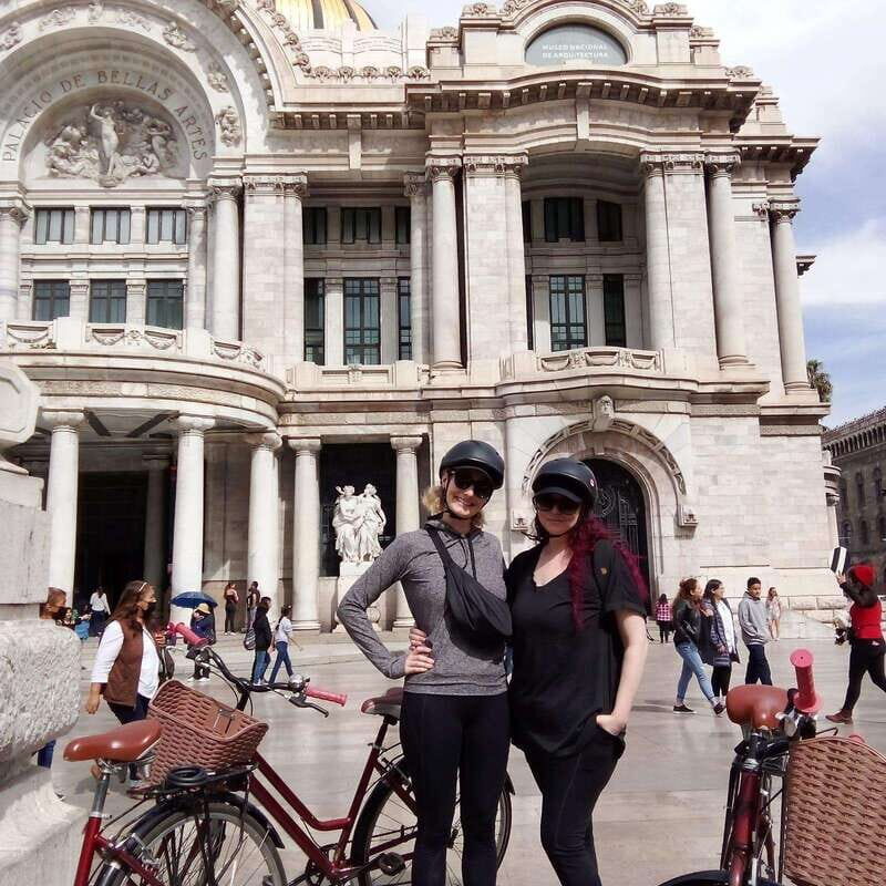 Cultural Ride: Historic center & Highlights of Mexico City - A Focus on Authenticity and Sustainability