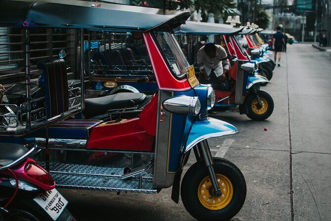 Cultural Triagle Ayutthaya Heritage Town with Tuk Tuk Transfer - FAQ