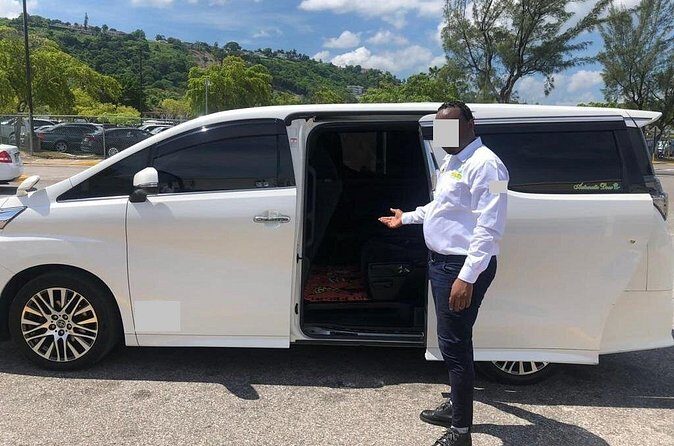 Curacao Airport (CUR) to Curacao - Round-Trip Private Transfer - The Sum Up