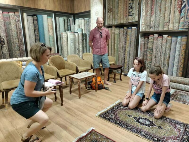 Curated Home Décor & Souvenir Shopping Tour (Women-Led) - Key Points