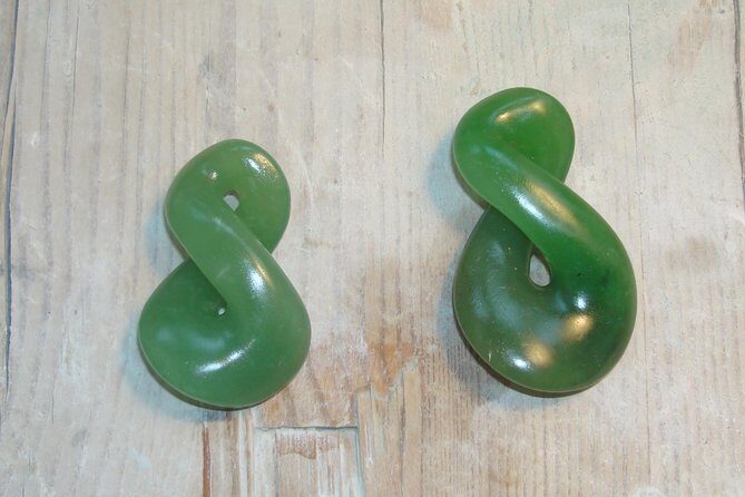 Custom Carved Eternity Friendship Pendants - Exploring the Charm of the Custom Carved Eternity Friendship Pendants