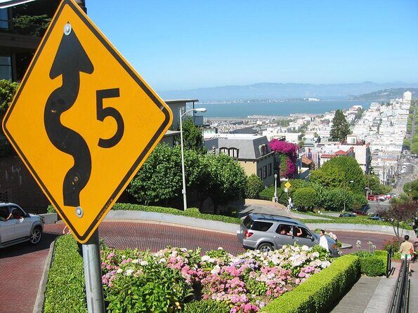 Custom Private Tour in Convertible MINI Cooper - A Unique Way to Explore San Francisco in Style
