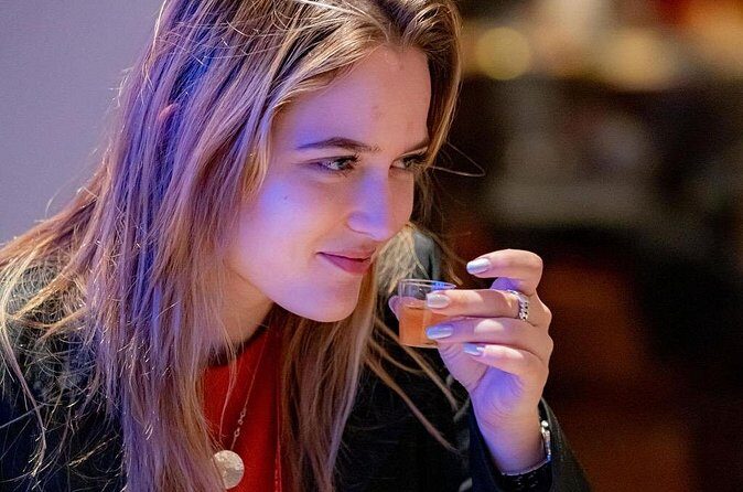 Custom Scent with Candle Making Experience With Local Artisan - Who Should Book This Experience?