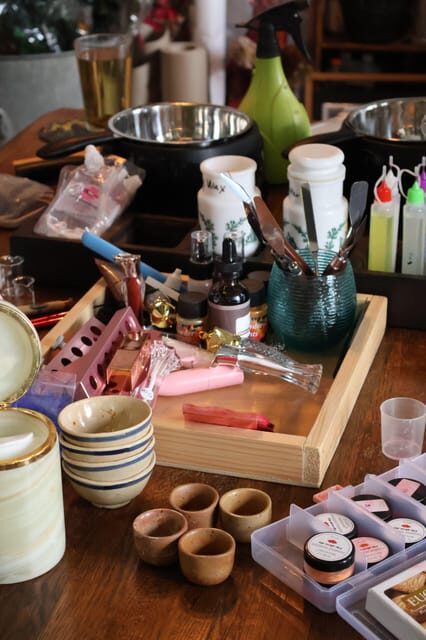 Customised lipstick workshop - Paris 1er - Discover the Charm of the Customised Lipstick Workshop in Paris 1er