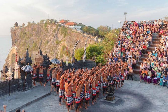 Customizable 10h Tours in a 7-Seater Toyota Innova - An In-Depth Look at Your Bali Adventure