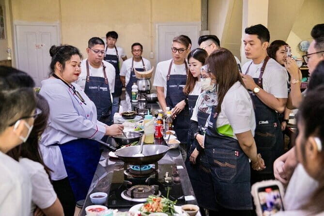Customizable Thai Cooking Class with Onnuch Market in Bangkok - Key Points