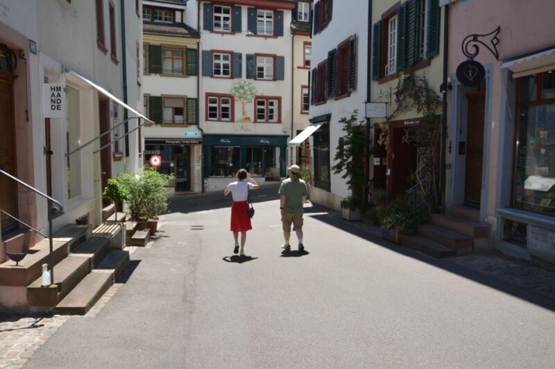 Customizable walking tour with local photographer - Is This Tour Right for You?