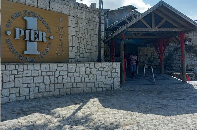 Customize Night life in montego Bay - Analyzing the Value