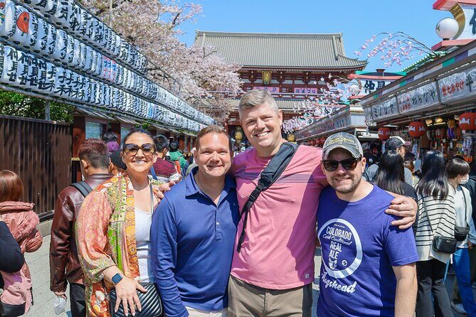 Customize Tokyo Must-sees &Local gems with Local Friend (Private) - Key Points