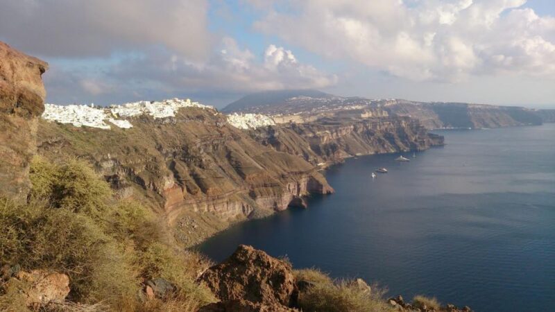 Customize your Santorini experience - Key Points
