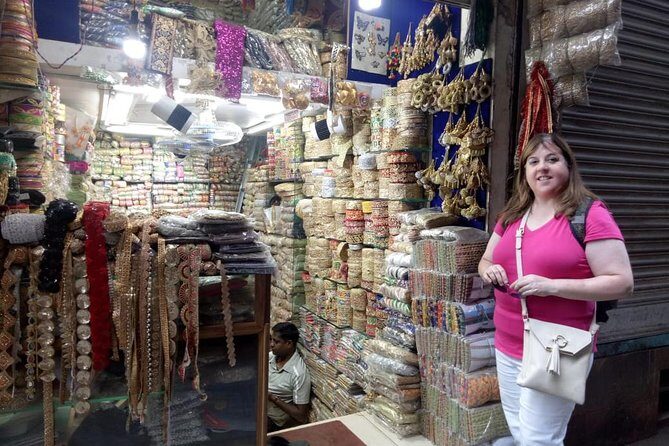 Customized Old & New Delhi Shopping Tour with Female Consultant - What the Experience Means for You