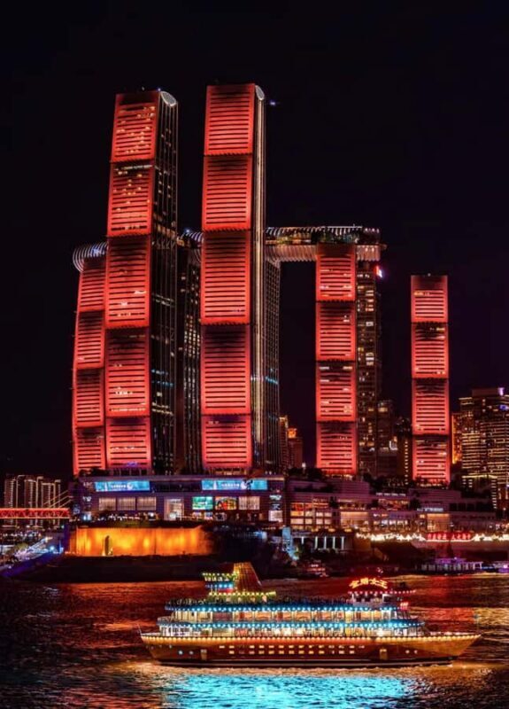 CyberChongqing: Neo-Futuristic City Tour - Who Will Appreciate This Tour?