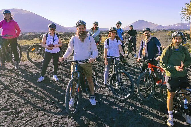 Cycle among volcanoes: Discover the essence of Lanzarote - The Sum Up