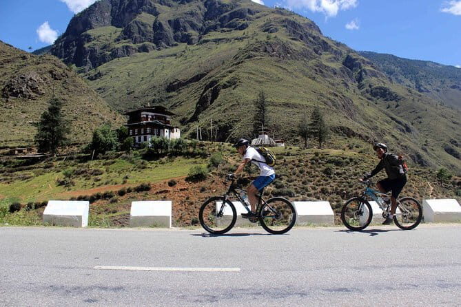Cycling Across The Thimphu Valley - Key Points