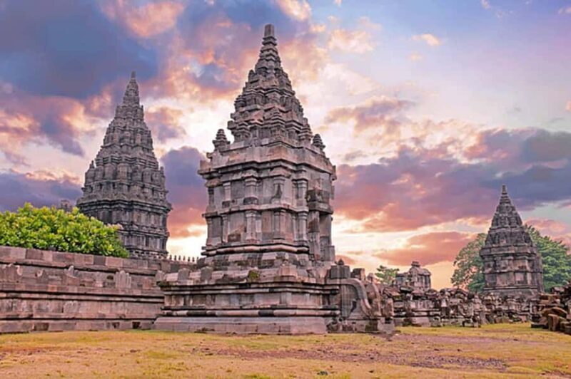 Cycling at Plaosan temple & Prambanan Temple with sunset - FAQ