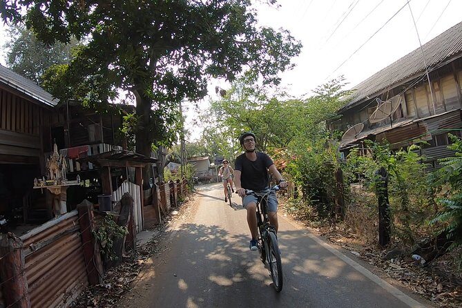 Cycling in Ayutthaya Historical Park - An Honest Breakdown of the Tour