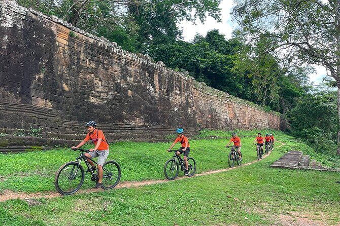 Cycling of the Angkor Temples include Lunch & Snacks - Key Points