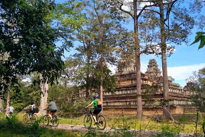 Cycling of the Angkor Temples include Lunch & Snacks - The Itinerary in Detail