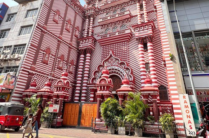 Cycling Through Colombo - FAQ