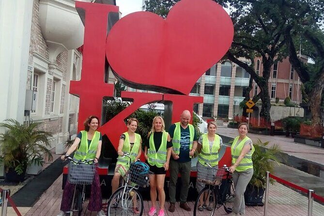 Cycling Through the Heart of Kuala Lumpur with Hotel Pickup - An Engaging and Practical Way to See Kuala Lumpur