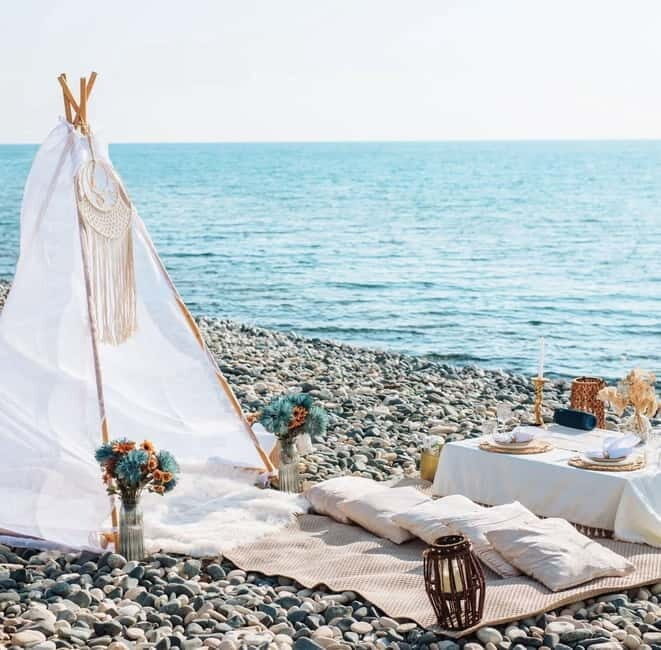 CYPRUS LUXURY BEACH PICNICS - Key Points