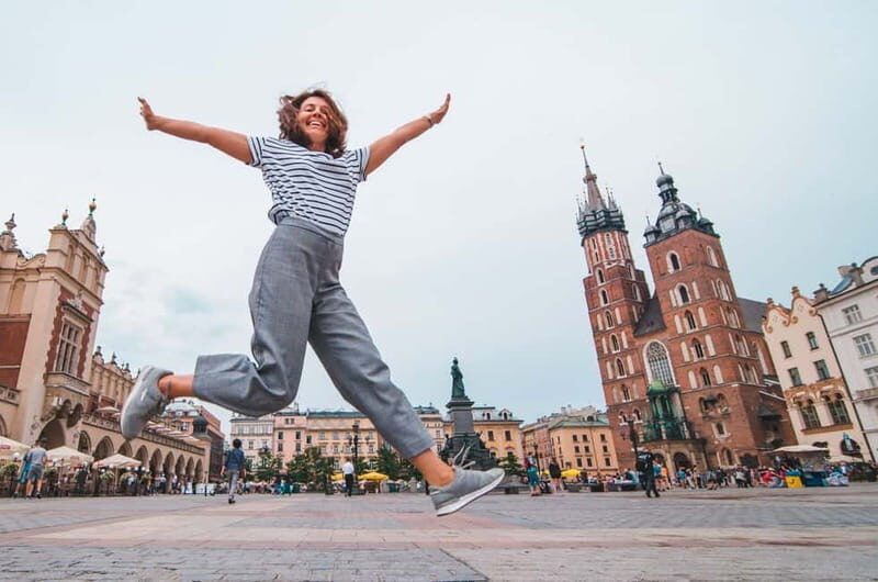 Czartoryski Palace Museum Tickets and Krakow Old Town Tour - How the Tour Works in Practice