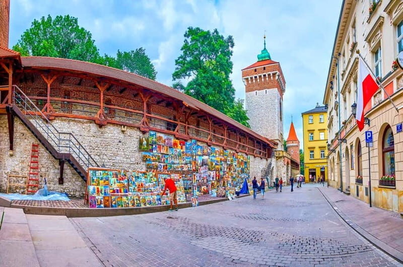 Czartoryski Palace Museum Tickets and Krakow Old Town Tour - The Sum Up