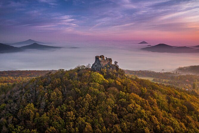 Czech countryside scenical hike to the castle, local deli tasting - Key Points