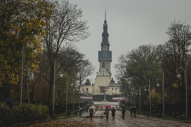 Czstochowa Black Madonna - The Experience: What to Expect on the Tour