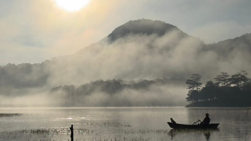 Da Lat: Sunrise Lake and Forest Photography Tour - Authentic Experiences and Genuine Praise