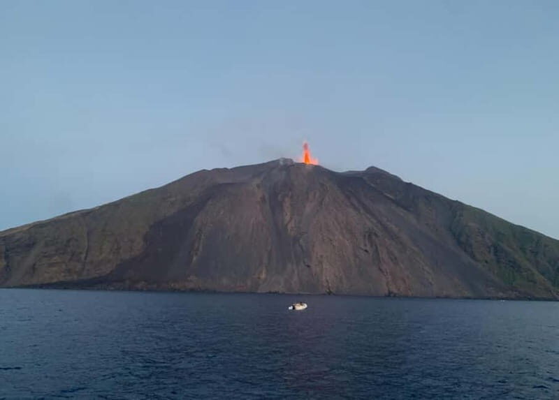 Da Lipari: Tour in Barca Panarea & Stromboli PICCOLO GRUPPO - Practical Details: Comfort, Cost, and What You Get