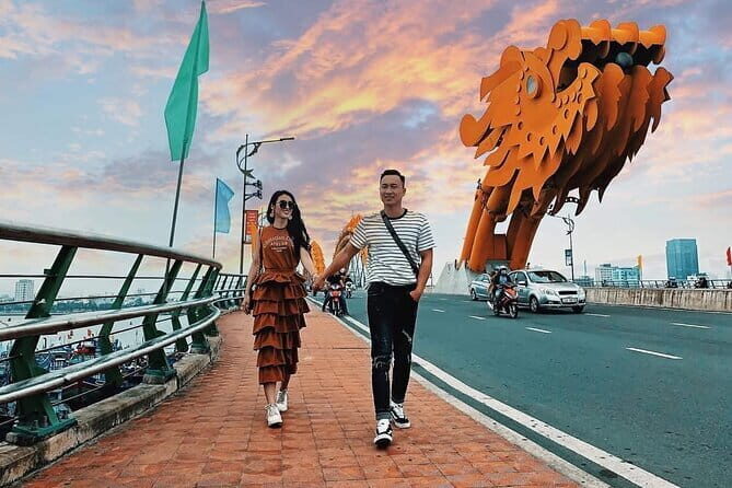 Da Nang City Sightseeing And Local Street Food Tour With Students - Key Points