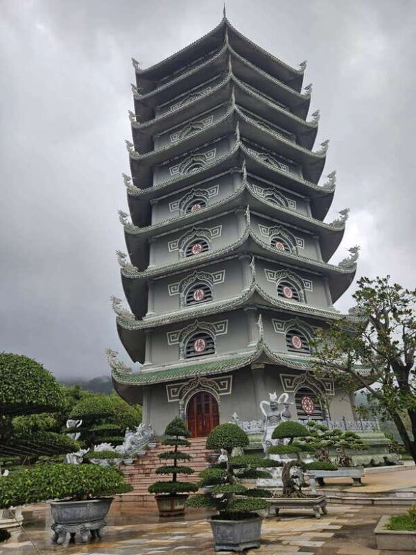 Da Nang City Sightseeing Tour With Paragliding Adventure - What to Expect from the Da Nang City Sightseeing Tour