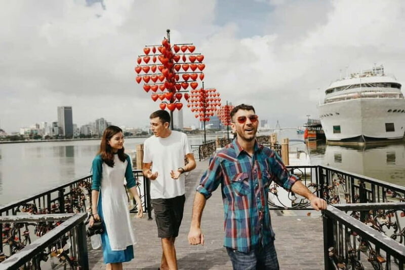 Da Nang: City Walking Tour - A Spiritual High Point: Linh Ung Pagoda and Son Tra Peninsula