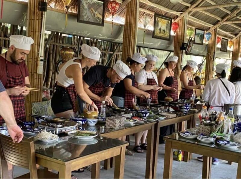 Da Nang/Hoi An: Cooking Class - Basket Boat Ride-Market Tour - Who Will Love This Tour?