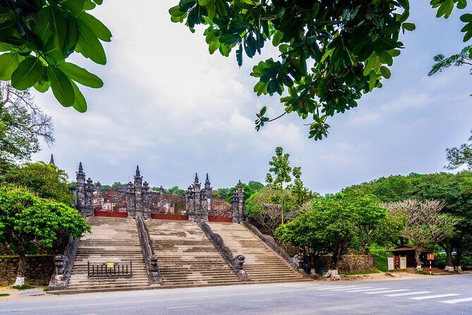 Da Nang ( Hoi An)- Hue sightseeing- Return Da Nang ( Hoi An) with driver only. - Practical Notes on the Tour